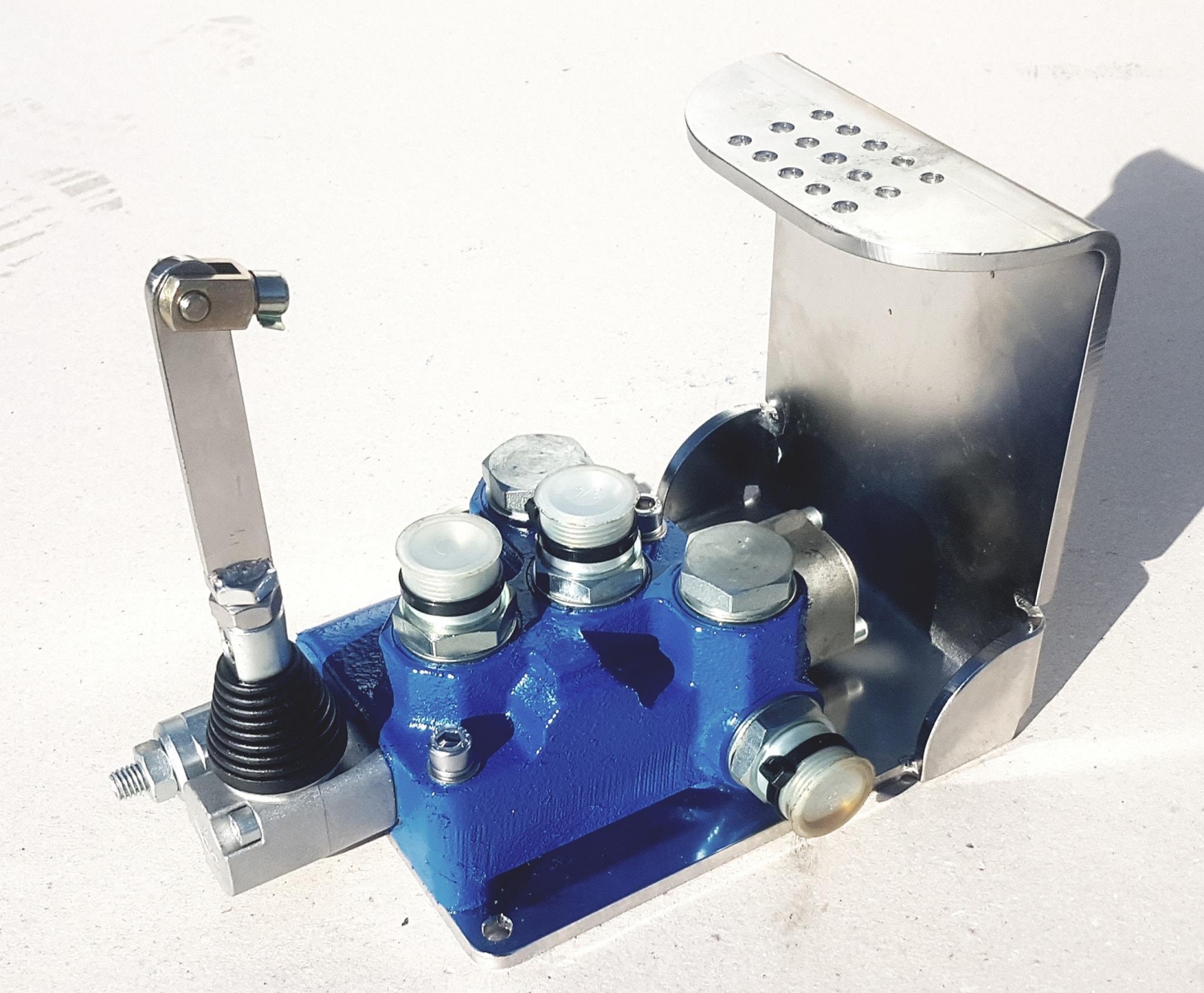 remote-cable-operated-control-valve | Solent Engineering Services